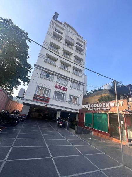 Hotel Golden Way - Vijayawada