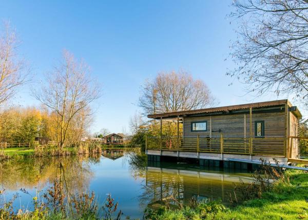 Fairwood Lakes Holiday Park - Warminster