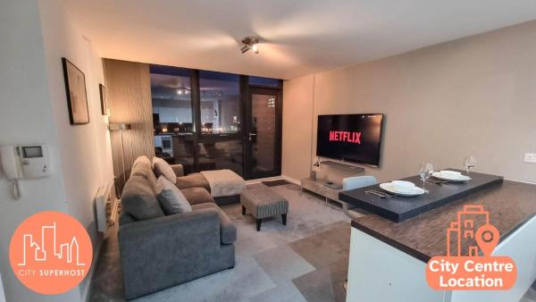 2 Bed Castlefield Flat Canalside - Manchester