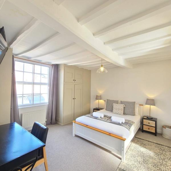 Spacious 4 Bed House Sleeps 8 In Quorn Near Loughborough - Loughborough
