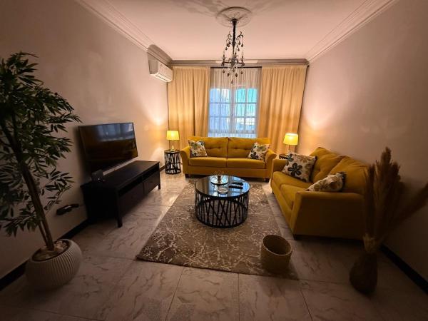 Tourist Hotel Apartment In The Highest Area Of Downtown - Cairo