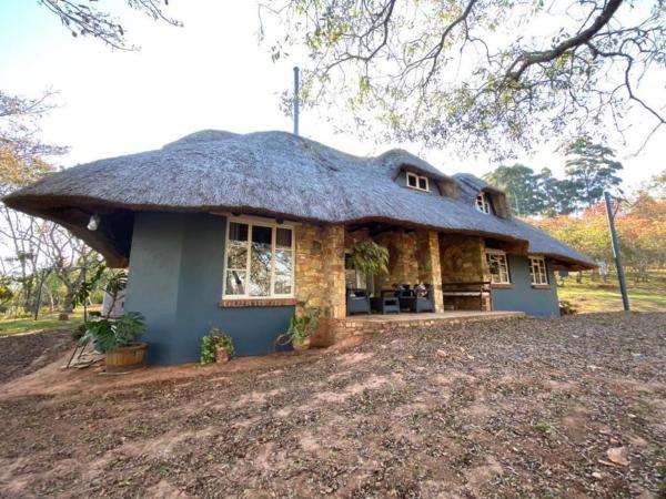 Rustic Charm - 2376 - Zimbabwe