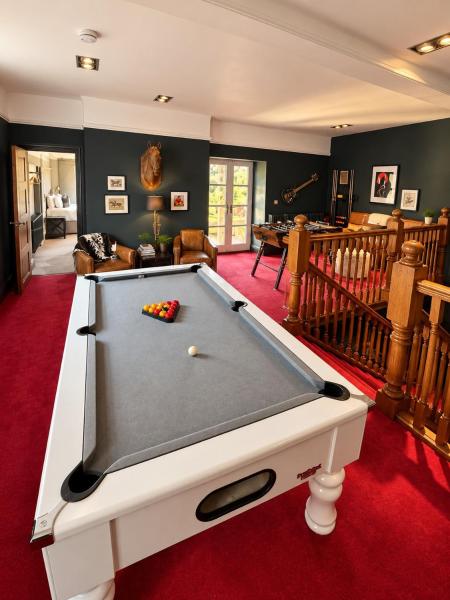 Witney Escape- 4 Bed- Games Room- Sleeps 9 - Witney