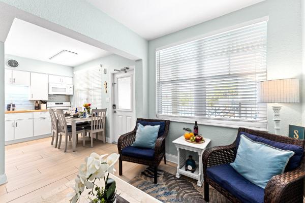 Clearwater Beach Suites #106 - Dunedin, FL