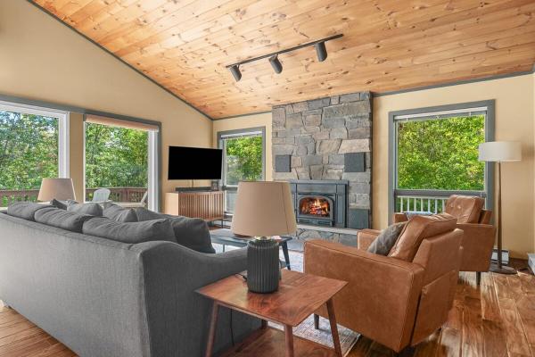 Modern Alpine Chalet 2 Miles From Belleayre - Fleischmanns, NY