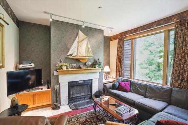 Wonderful One Bedroom Condo Located In Highridge Condominiums J6 - Rutland, VT