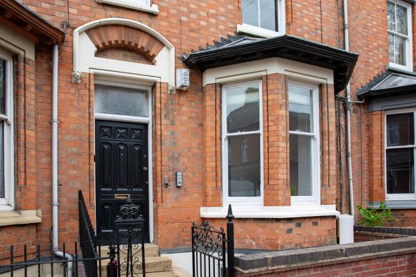 Quiet Luxury 2 Bed Apartment With Patio In Central Leicester - Leicester