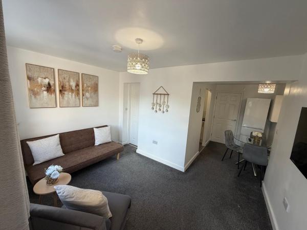 One Bedroom Apartment In Stevenage - Stevenage