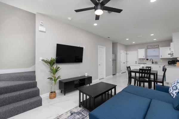 Hummingbird Haven10 - Pharr, TX
