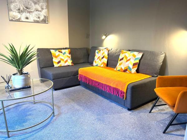 Spacious 3 Bed Apartment Sleeps 8 Parking Garden In Loughborough - Loughborough