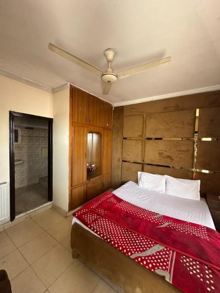 Mughal Azam Hotel Mall Road Murree - Pakistan