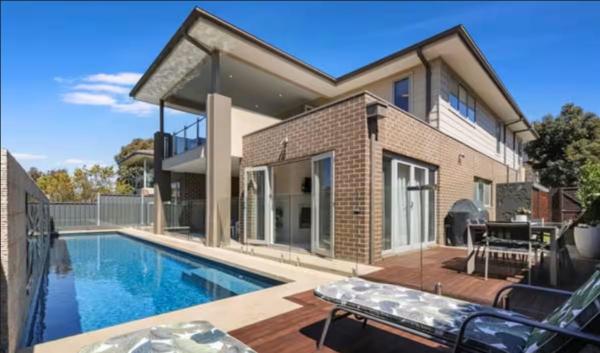 Luxury 5br Town House Private Pool & Space - St Albans
