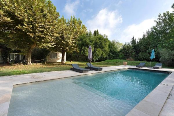Studio Charmant Avec Jardin - Les Baux-de-Provence
