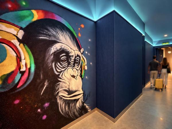 Coeo Hernan Ruiz Rooftop Pool Hostel - Málaga