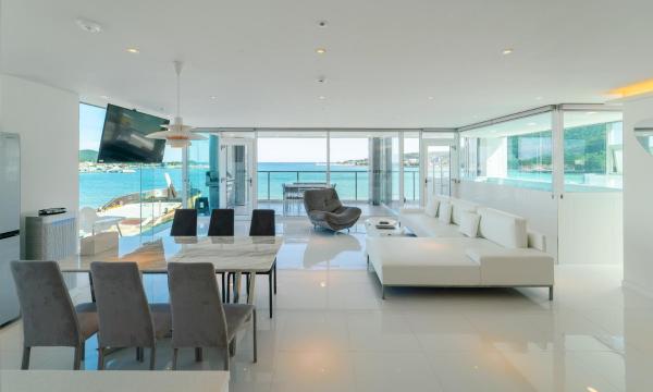 Gijang Urbane Pool Villa - Busan