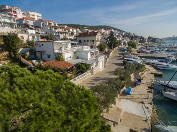 Apartment Galic - Tisno