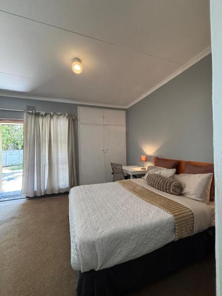 106 Buren Guest House - Welkom