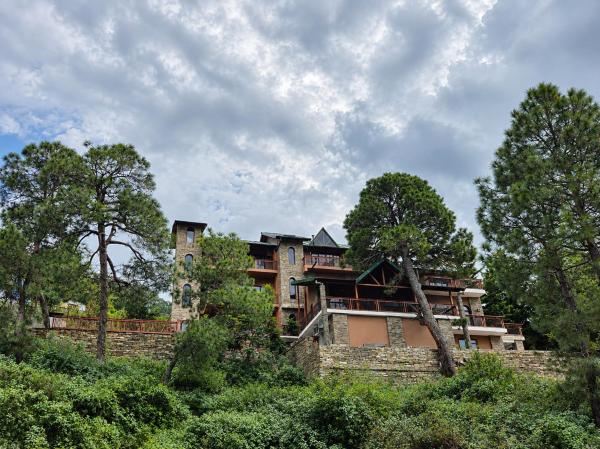 The Camellia House - Binsar