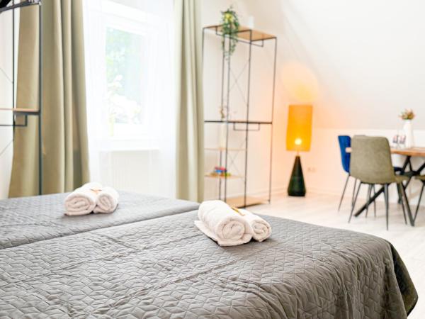 Immostay Stuhr - 2 Apartments Mit Balkon, Wifi & Homeoffice - Stuhr