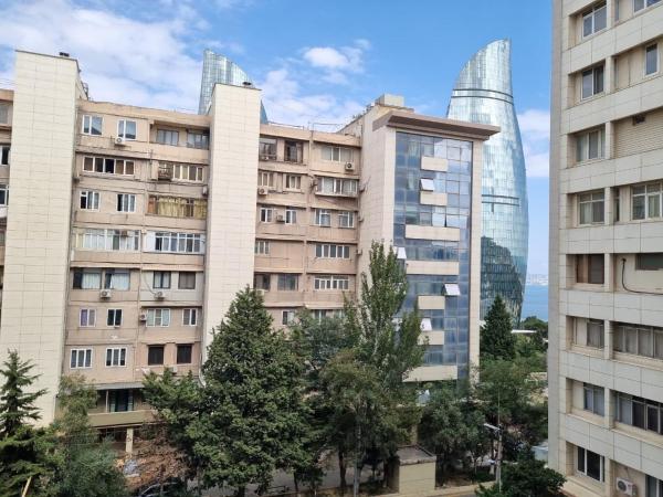 Private Room With Flame Towers View - Bakou