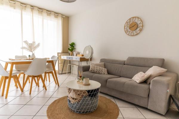 Appartement 6 Pers Métro 15 Min Du Centre - Saint-Priest