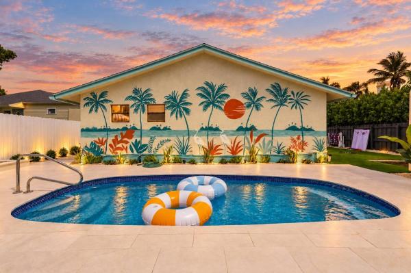 Palm Beach Retreat Pool Cold Plunge & Games - パーム・ビーチ, FL
