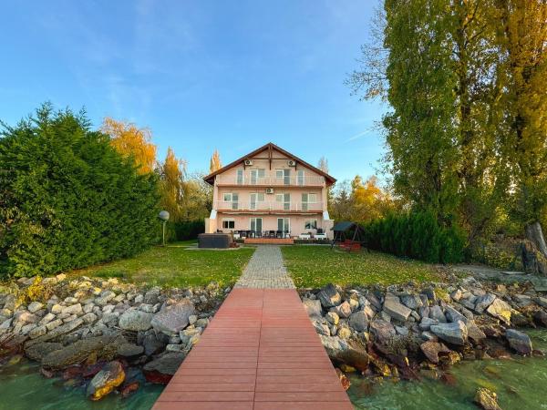 Zöldpart Villa - Balatonszemes