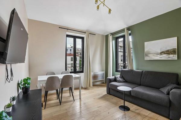 Cozy 1br Retreat For Couples & Families - Issy-les-Moulineaux
