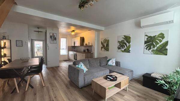 Maison De Ville Avec Garage Privé - Nevers