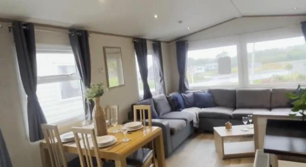 Modern 6 Berth Caravan At Broadland Sands Holiday Park Ref 20258bs - Great Yarmouth