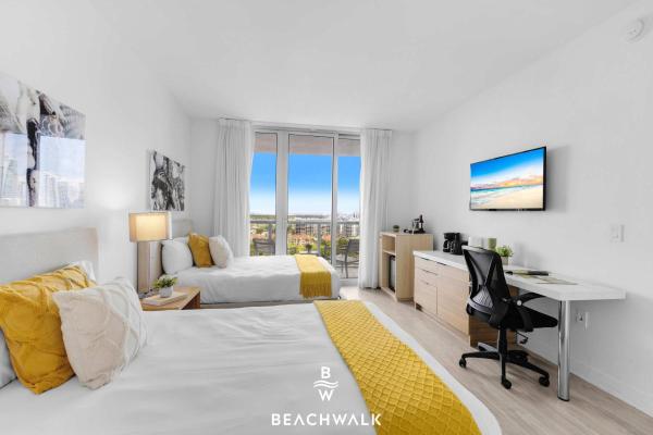 Cozy Studio Resort Amenities Beach Pool Gym 1504 - Miami Gardens, FL