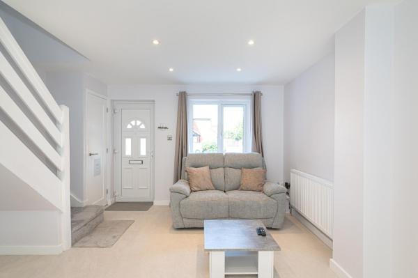 Modern & Peaceful 2-bed Maisonette In East London - Pass The Keys - Greenwich