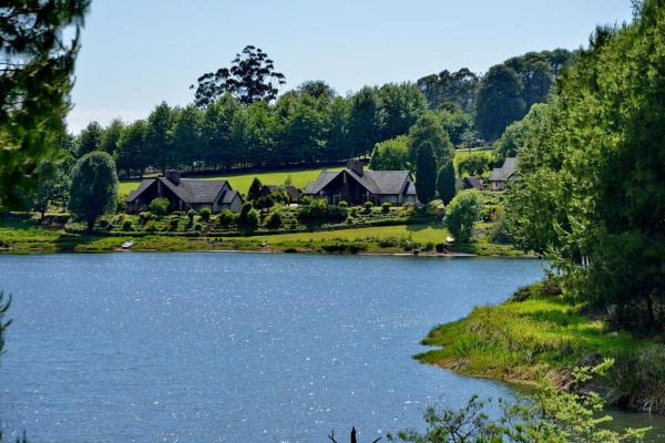 Blue Swallow Lodges - Troutbeck - 2400 - Zimbabwe