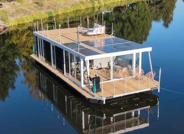 Luxury Houseboat Villamar Berlin, Sauna & Rooftop - Berlin