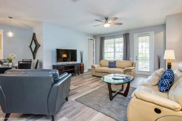 Beautiful Condo W Private Balcony Near Universal - Windermere, FL