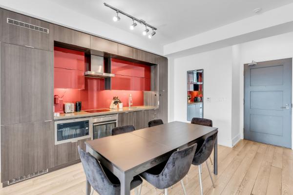 ❤️Luxury Lakeview Downtown Toronto Unobstructed Cn Tower View - Self Check In - Mississauga