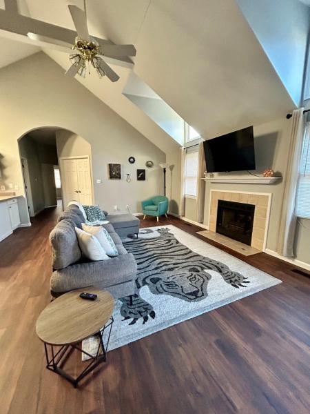 Cosy Cottage Near Downtown Bloomington - Bloomington