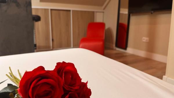 L'ascension Du Love - Jacuzzi & Sauna Privés En Duplex - Brie-Comte-Robert