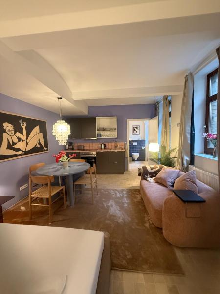 Ruhiges Design-studio An Der Karli - Leipzig