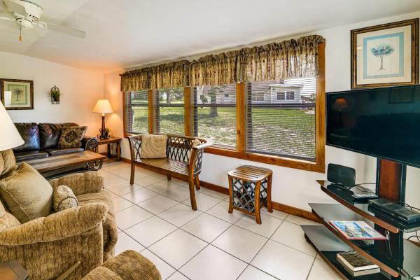 Pool + Lake Louisa Days! Townhome 14 Mi To Wdw - Clermont, FL
