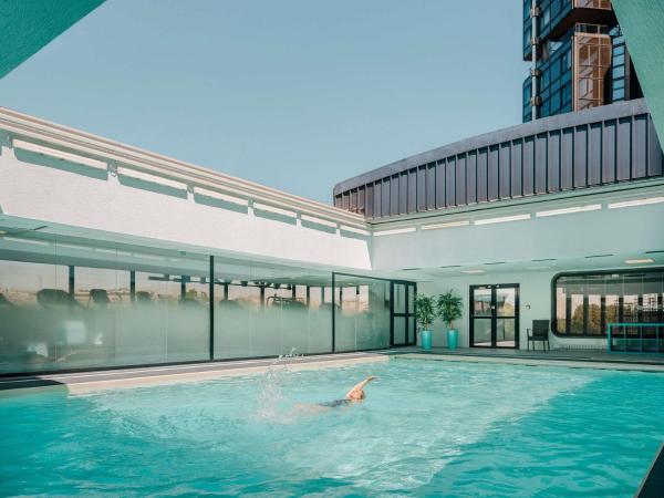 Novotel Paris Centre Tour Eiffel - Colombes