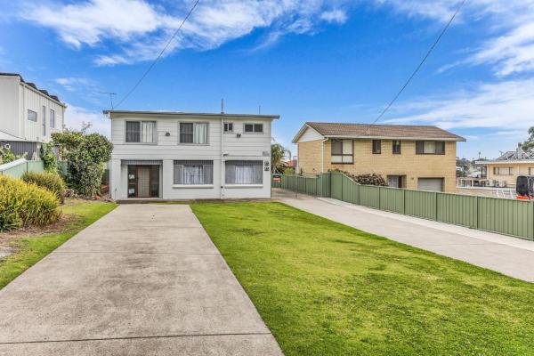 Fishos Hangout 2 - Unit 2 Sinclair St 21 - Bermagui