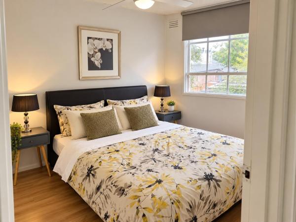 Santa Monica Apartment - Brighton