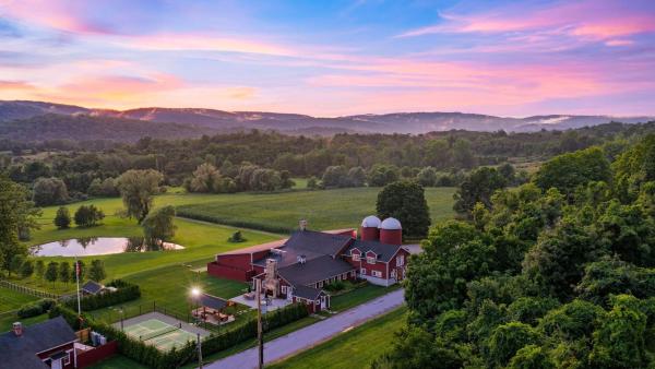 The Bear Barn By Avantstay - Kent, CT