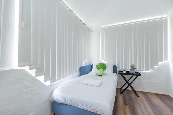 Well-located Single Room Near Eastwood Station With Shared Bathroom - Parramatta