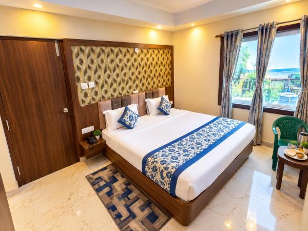Hotel Royal Pv Enclave Near Jagannath Temple # Sea Beach - Wifi And Parking-lift - Air Conditioning Premium Rooms - Puri