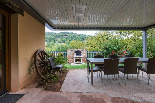 Domaine De Jouani - Pergola - Aveyron