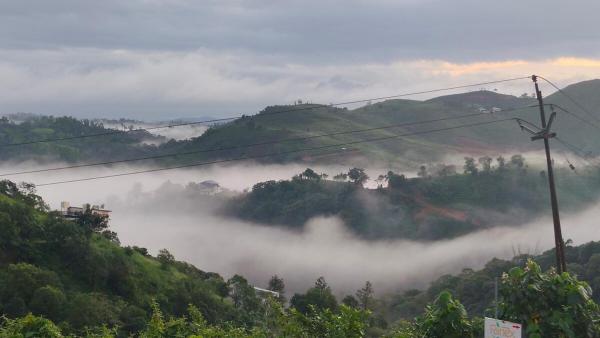 Evara Hills - Vagamon