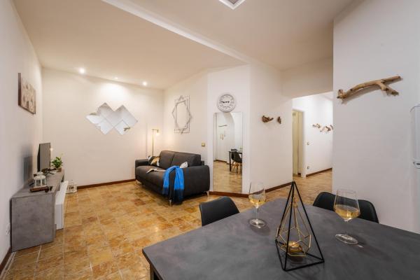 5&5 Flat - Livorno