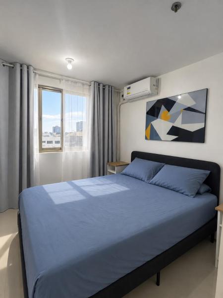 2br Condo In Manila With Free Wifi And Parking - Manila